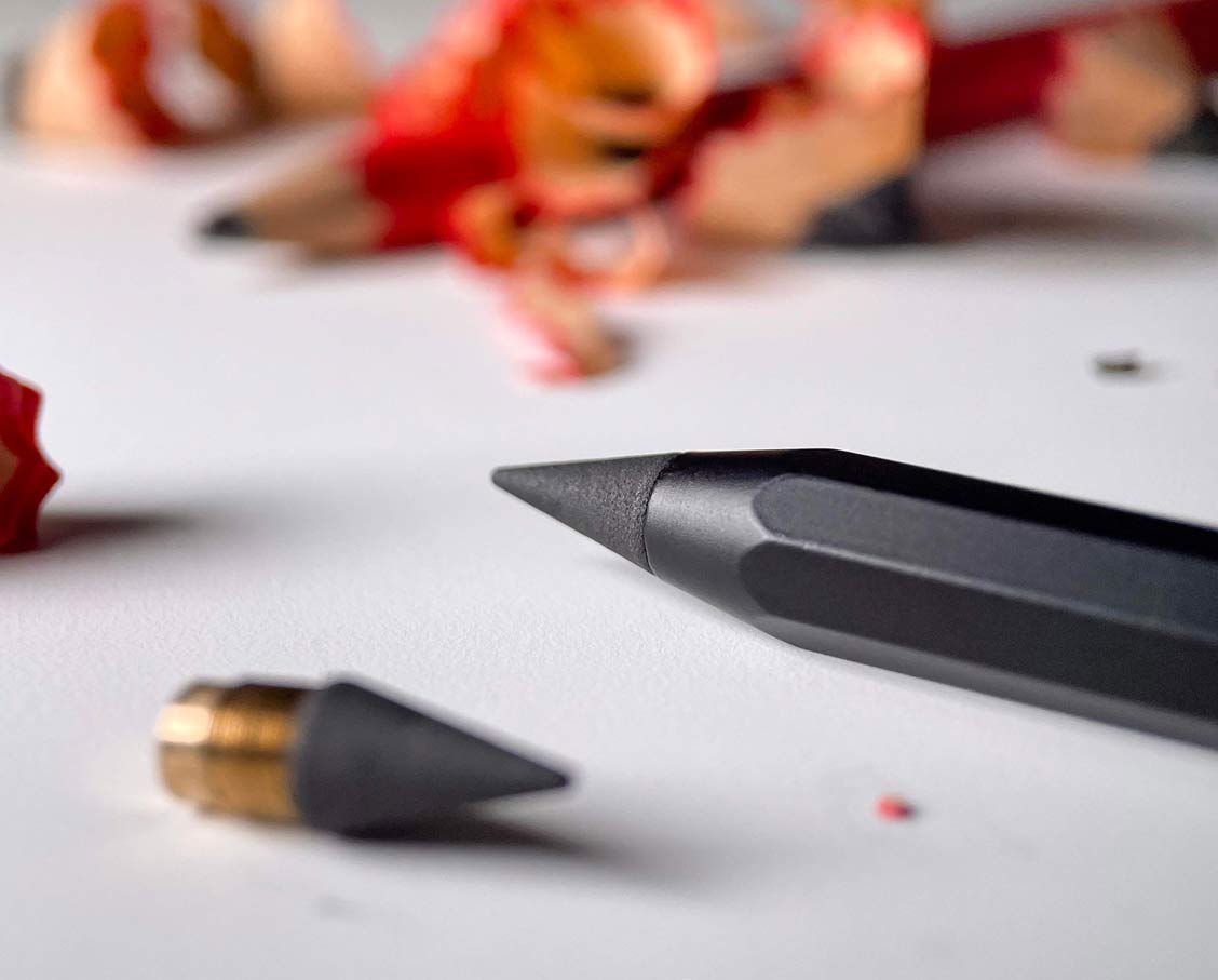 Le Crayon Intemporel – Write